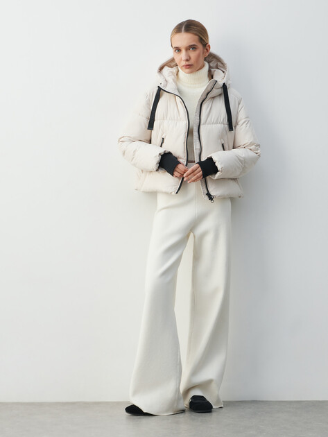 Верхняя одежда GEOX W SPHERICA J W5628J МОЛОЧНО-БЕЛЫЙ - купить в Москве ...